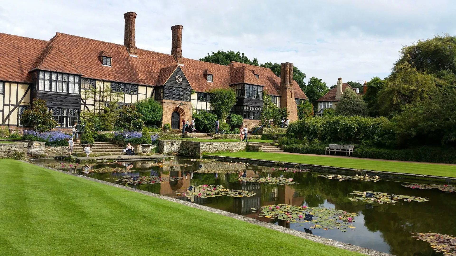 RHS Wisley, a Jewel in the Crown of Surrey - Mandolay